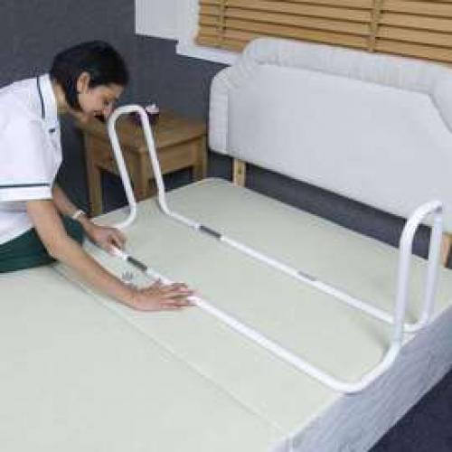 Adjustable Width Bed Support Rail